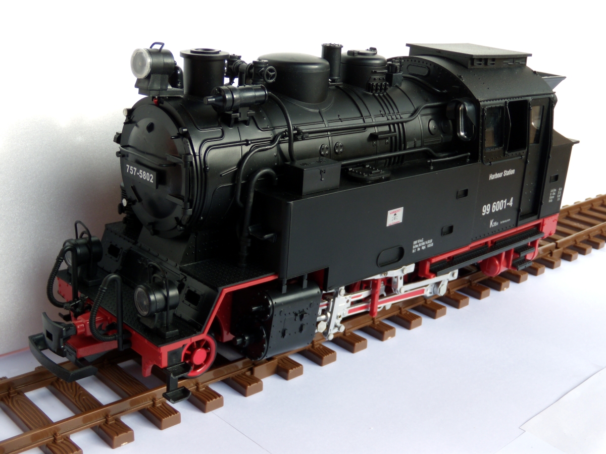 Locomotive à vapeur 131 BR 99 6001 de la DR RC (radiocommande fournie ...